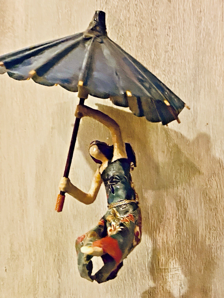 Sarena Mann Rare VTG 1994 Paper Mache Art Mobile Lady in flight w ...