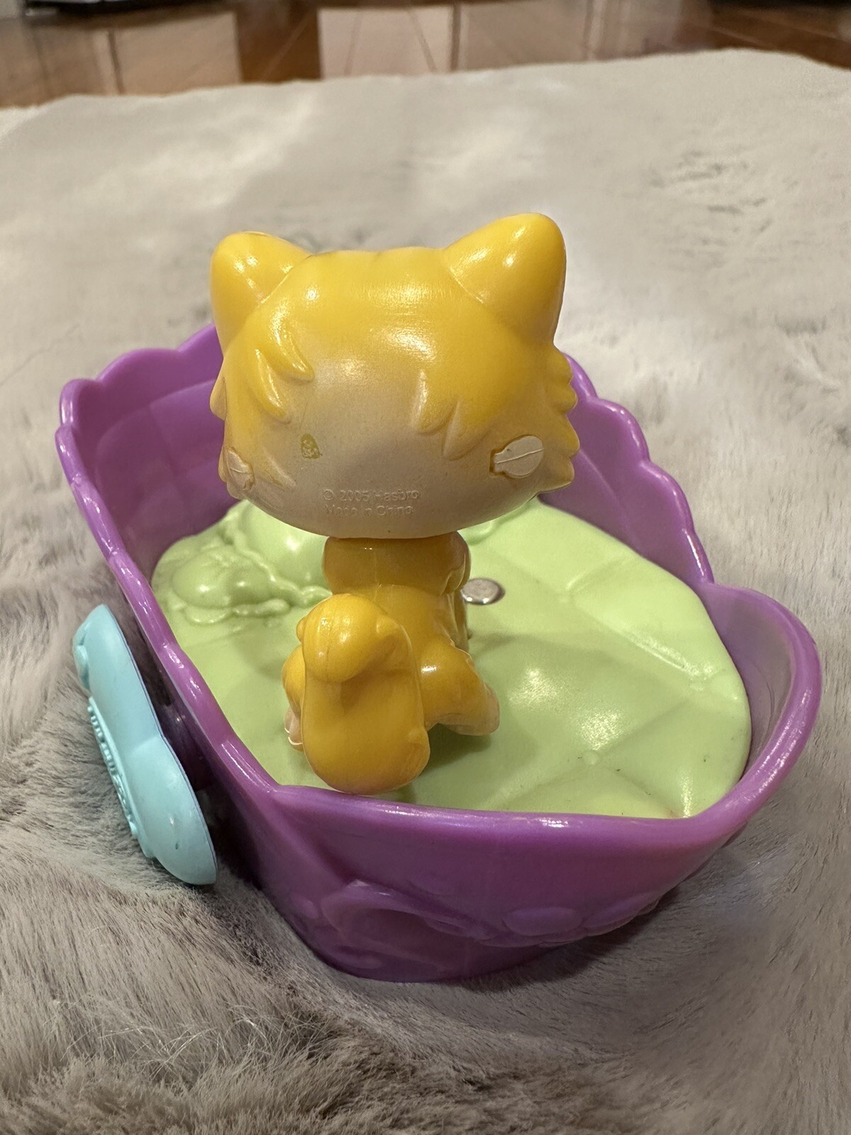 LPS Cat With Moving Tongue. 1st Generation. Rare Comes With Bed ...