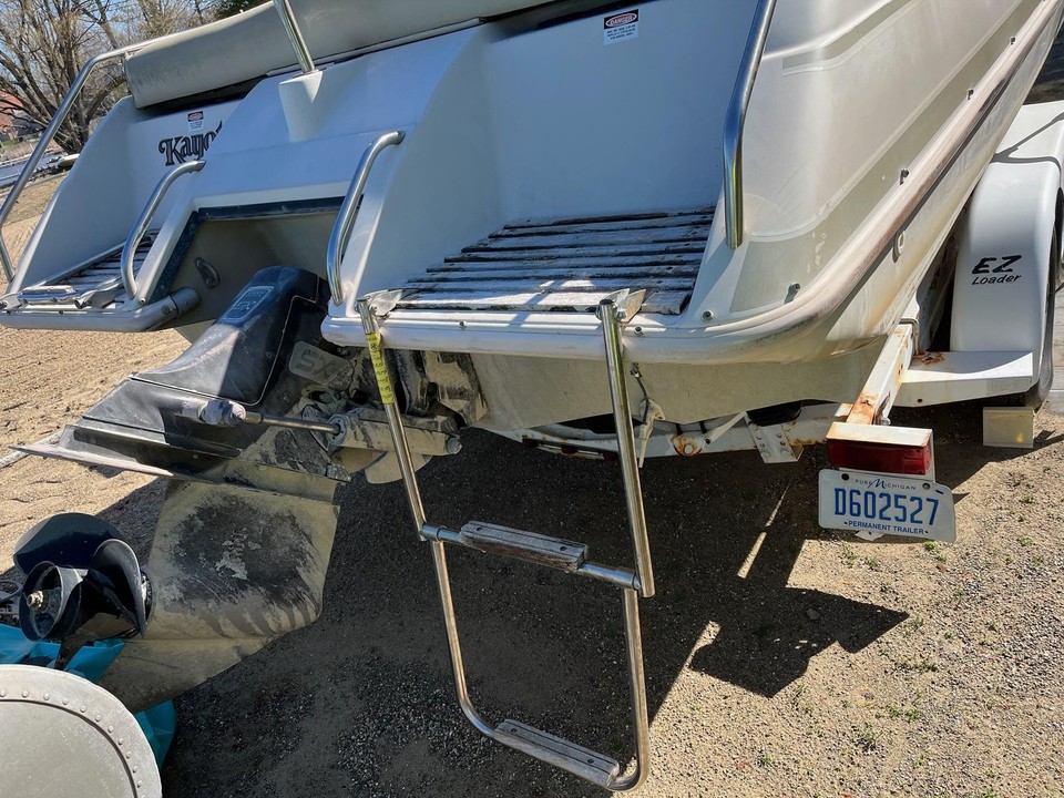1995 Kayot 21' Boat Located in White Lake, MI - Has Trailer | eBay