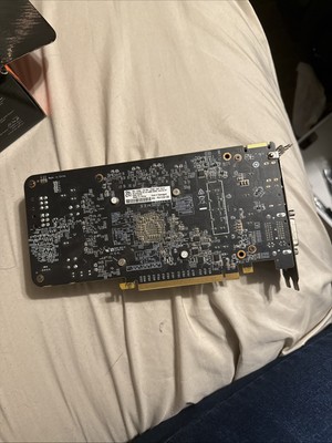 XFX AMD Radeon R9 270X (R9-270X-CDFR) 2GB GDDR5 PCI Express 3.0 x16 ...