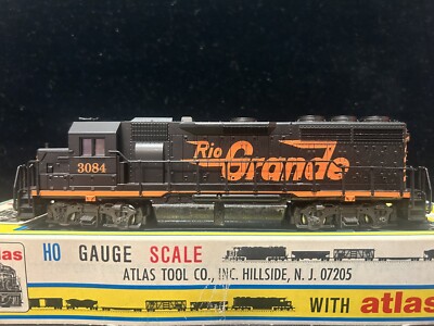 HO Scale Atlas GP-40 Diesel Locomotive Rio Grande Black #3084 Model ...