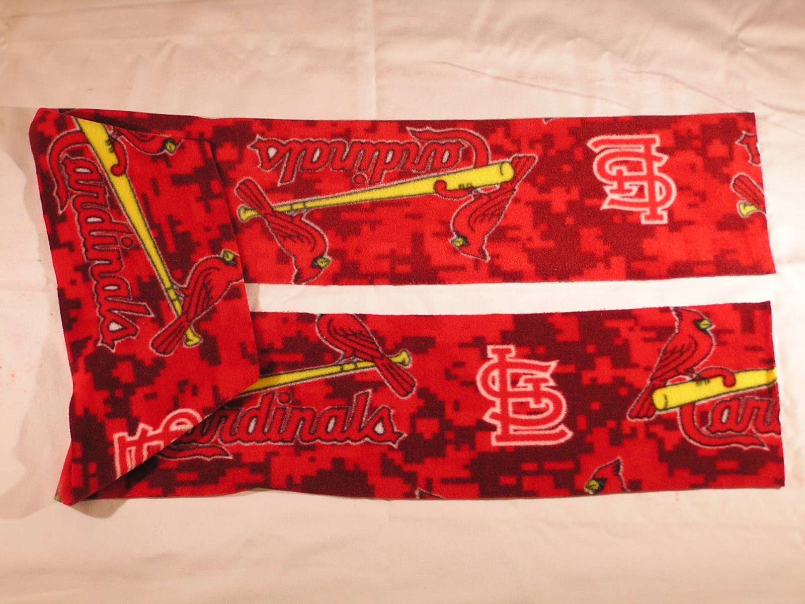 Cardinals Red Camo Fleece Scarf GO CARDS!!! | eBay