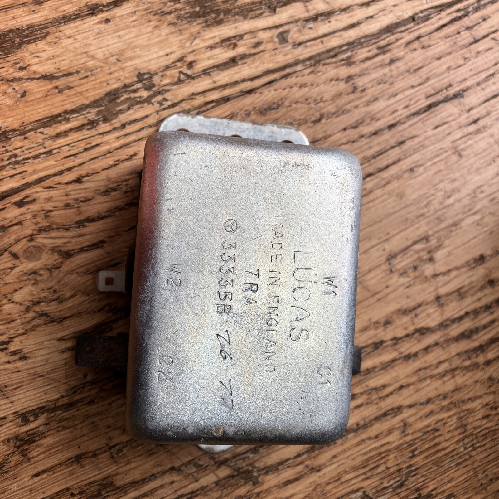 ORIGINAL LUCAS VINTAGE CAR TWIN BATTERY RELAY NOS PART 33335 | eBay UK
