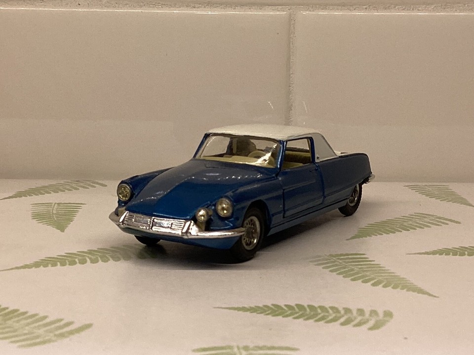 Original Vintage Corgi Toys #259 Le Dandy Coupe Rare Blue Version. 1967 ...