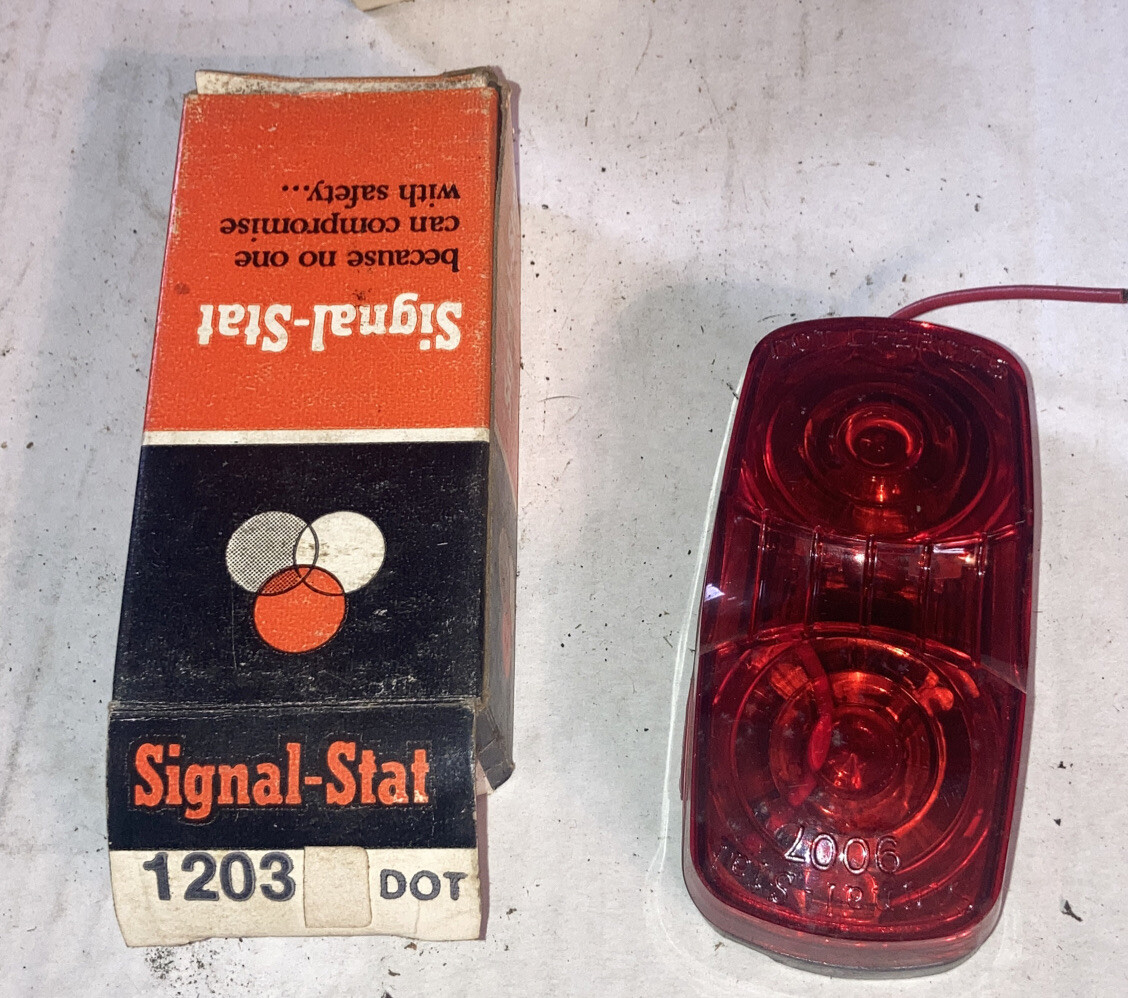 Signal-stat 1203 Red Rectangular 2 Bulb Marker Clearance Light P2 ...