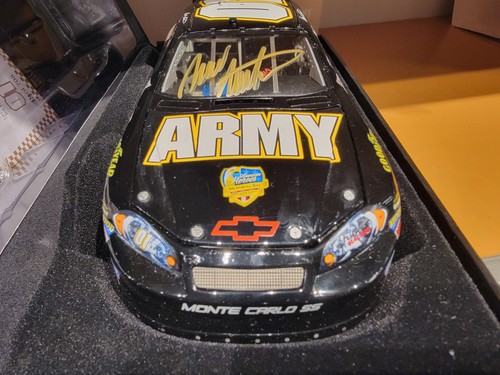 2007 AUTOGRAPHED Mark Martin #01 Army/American Heroes 1:24 Owners ELITE ...