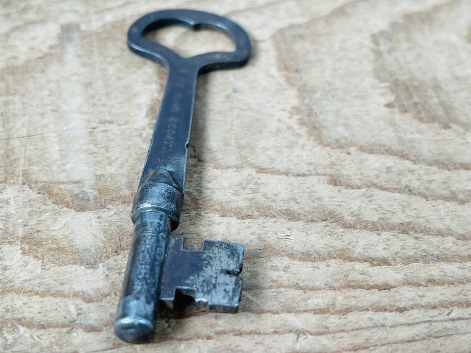 Vintage Antique Lockwood Mfg. Co. Skeleton Key #2 Long Solid Barrel ...