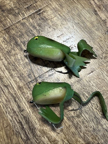 Lot Of 2 Vintage Bill Plummer Frog Classic Topwater Lures Beautiful ...