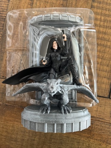 Selene UNDERWORLD Action Figure MEZCO Collectible Signed by KATE ...