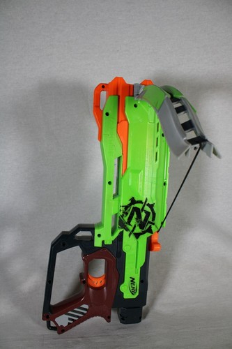 Nerf Z-Strike Zombie Strikeblade 32" Sword, Brainsaw, Dreadbolt ...