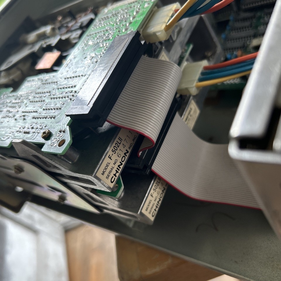 Vintage Commodore PC10 IBM-Compatible Desktop – Model 312215-03 powers ...