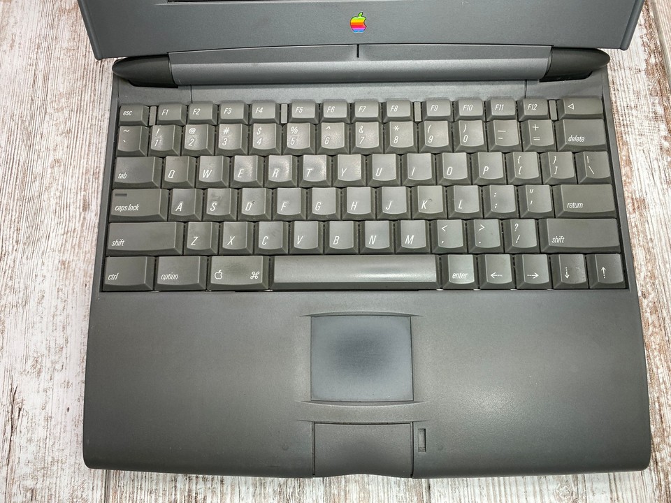 Vintage Apple Powerbook 540c - As Is UNTESTED No Charger MINT Has ...