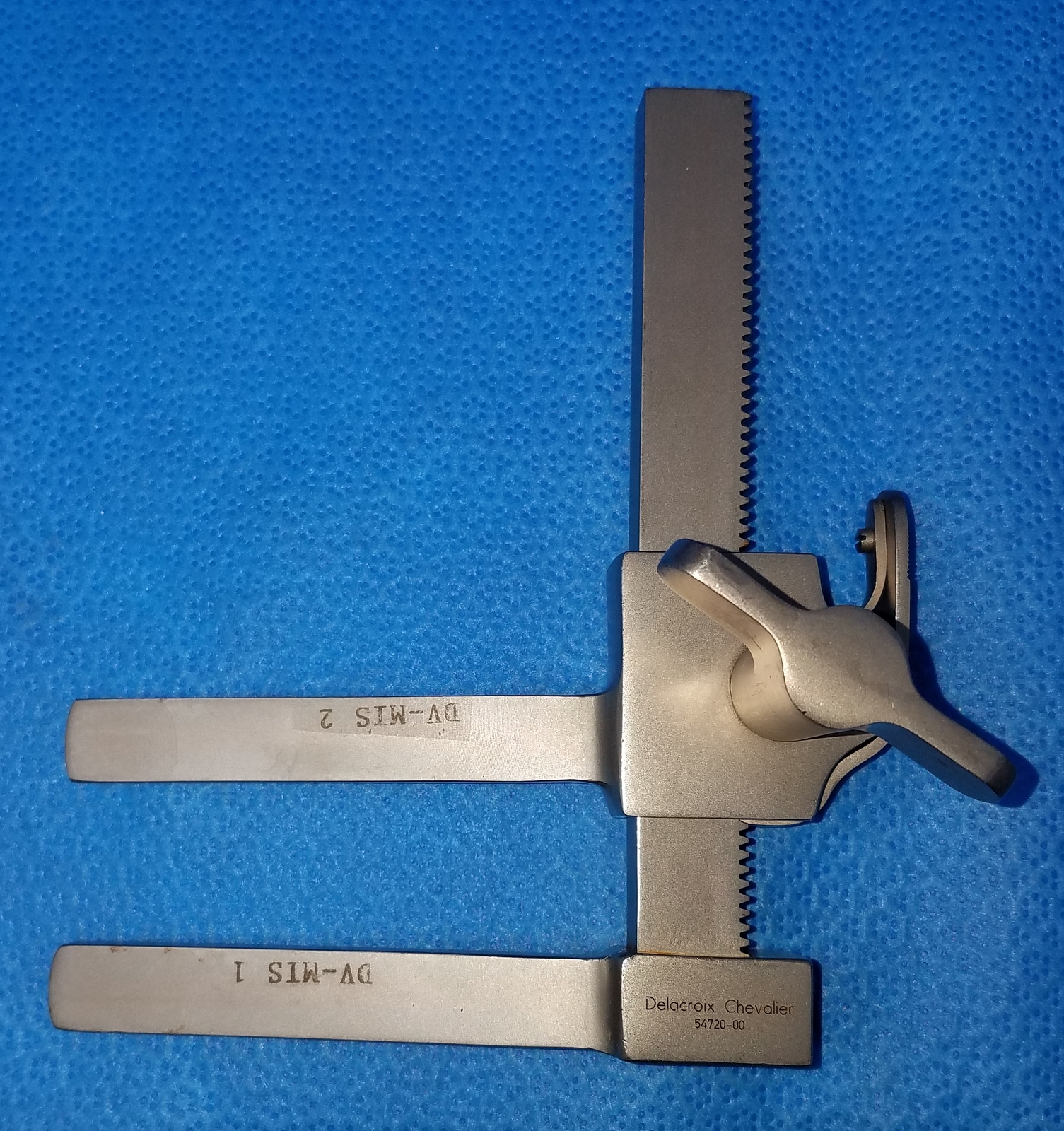 Delacroix Chevalier 54720-00 Retractor | eBay