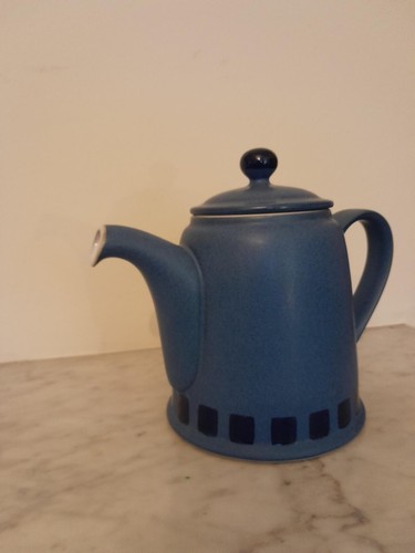 Reflex Blue Denby teapot - Excellent conditions only used once or twice ...