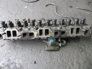 HOLDEN COMMODORE VC VH 6 CYL HEAD 6 CYLINDER HEAD HOLDEN CARBIE TYPE | eBay