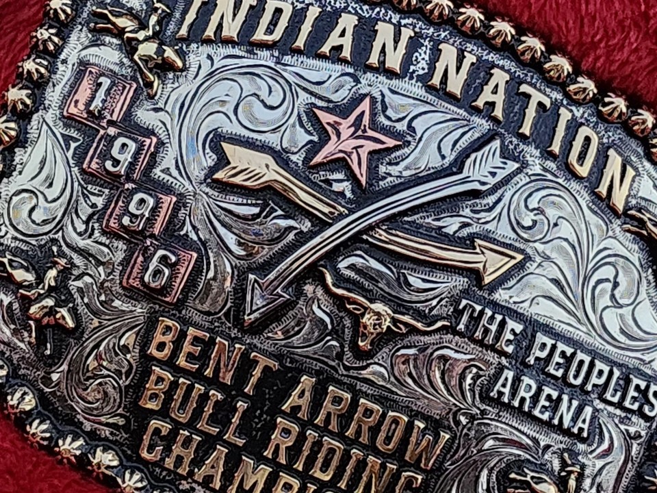 BULL RIDING Champion Rodeo PROFESSIONAL TROPHY BUCKLE☆INDIAN NATION ...