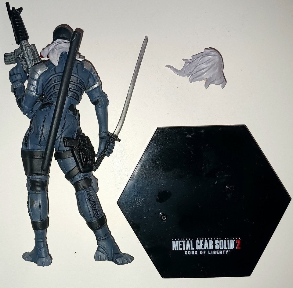 Metal Gear Solid 2 Trading Figure Sons Liberty Raiden Konami Figure ...