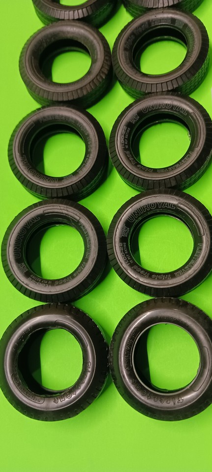 AMT Autocar DC-9964B Dump Truck 1/25 Uniroyal tire rim wheel Kelsey ...