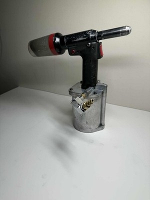 Lobster Pneumatic Riveter | Heavy Duty Industrial Air Rivet Gun (Used ...