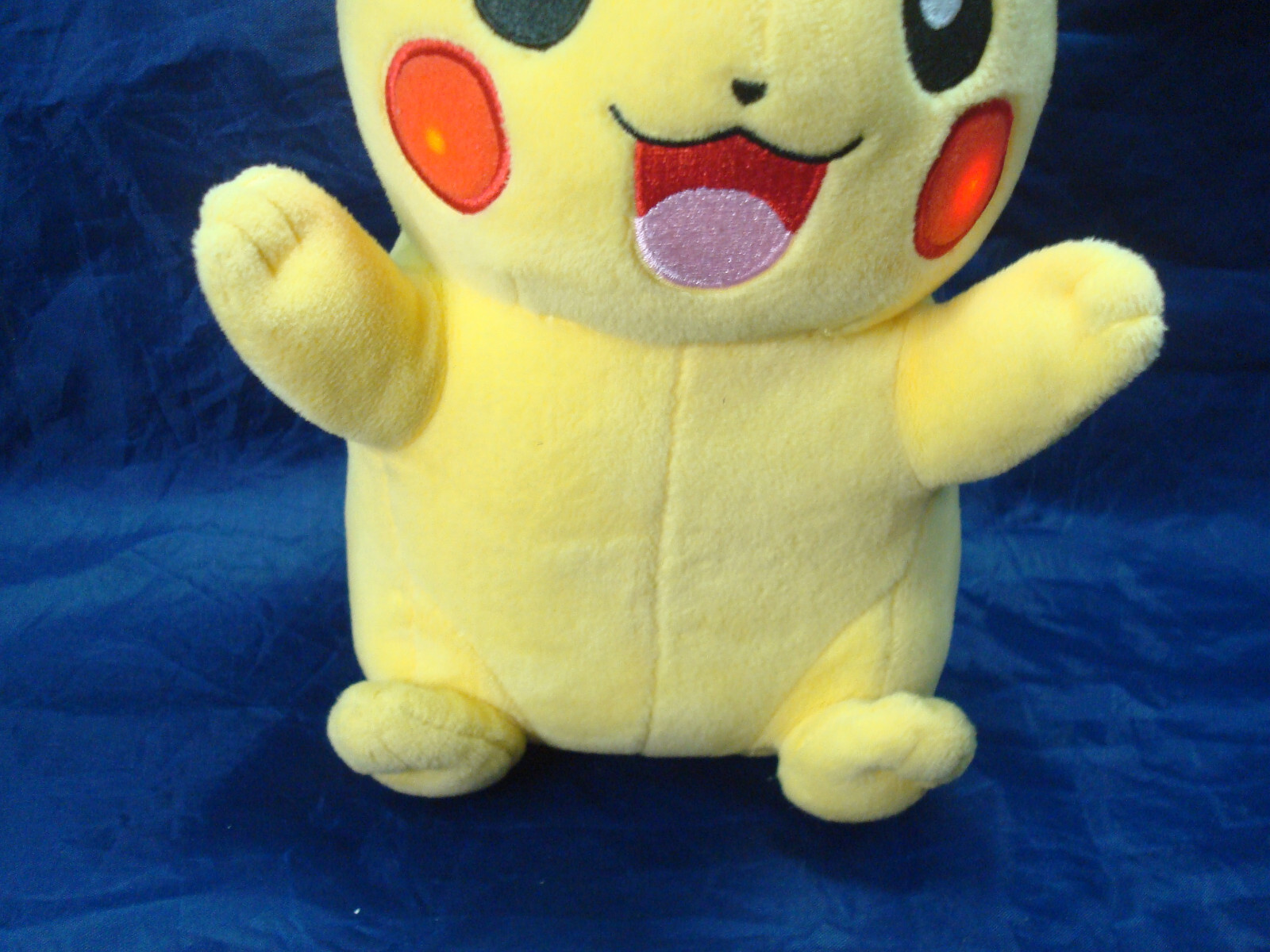TOMY - Pokemon My Friend Pikachu Talking Plush Toy Sounds and Phrases ...