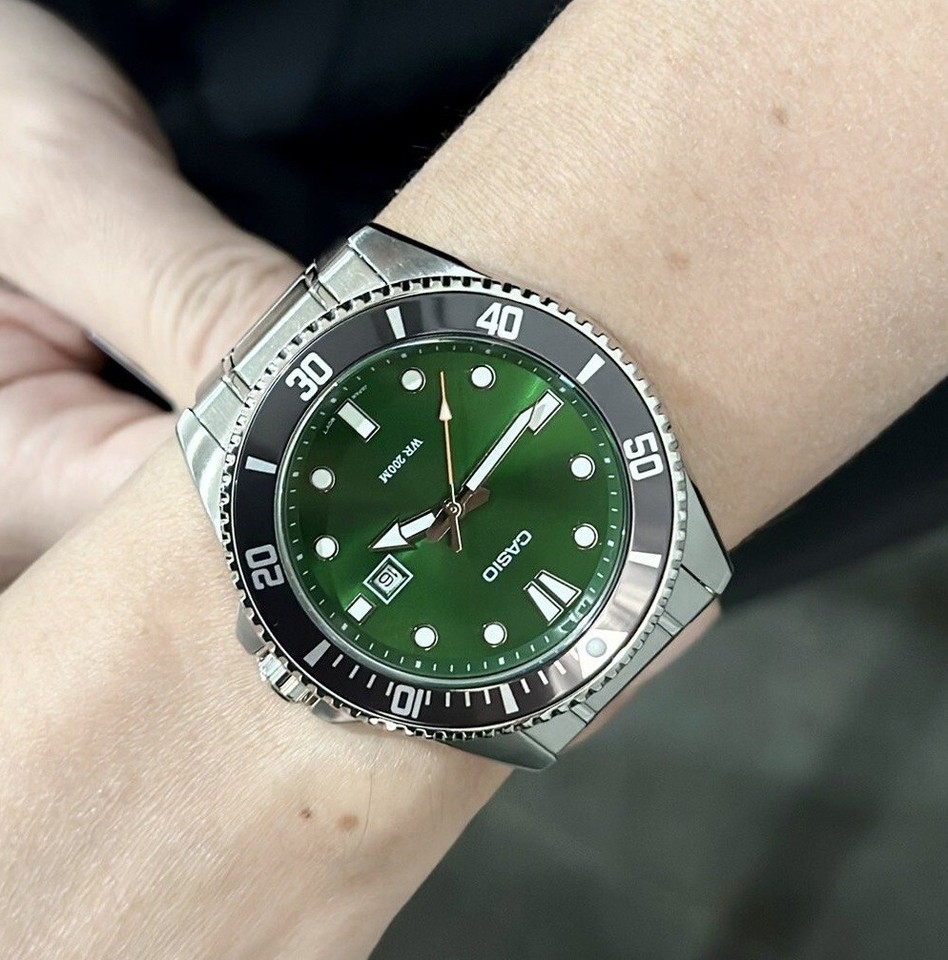 Casio MDV-107D-3A2 Green Hulk Analog Stainless Steel Quartz Men's ...