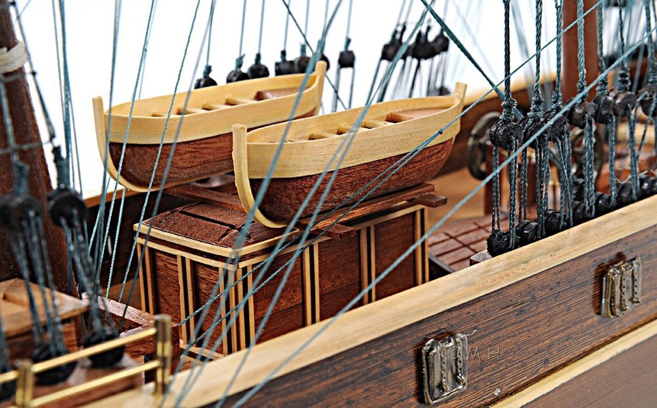 Cutty Sark Clipper Ship Model | Handcrafted Ship Model W/Linen Sails ...