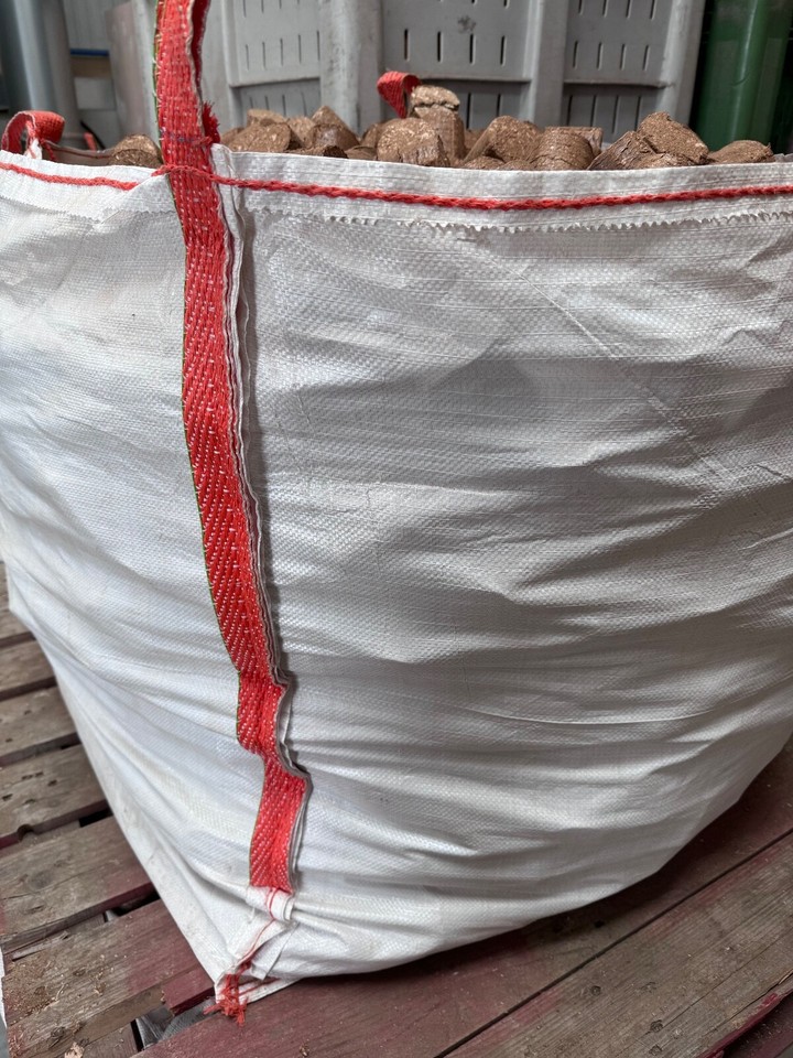 High Quality Briquettes, 300kg Bulk Bags, SPECIAL OFFER | eBay UK