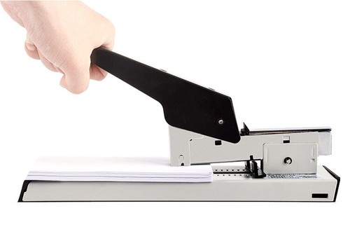 Heftgerät groß: Maxi-Hefter für bis zu 100 Blatt +1000 Heftklammern ...