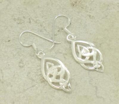 EXOTIC .925 STERLING SILVER CELTIC KNOT EARRINGS style# e0726 | eBay