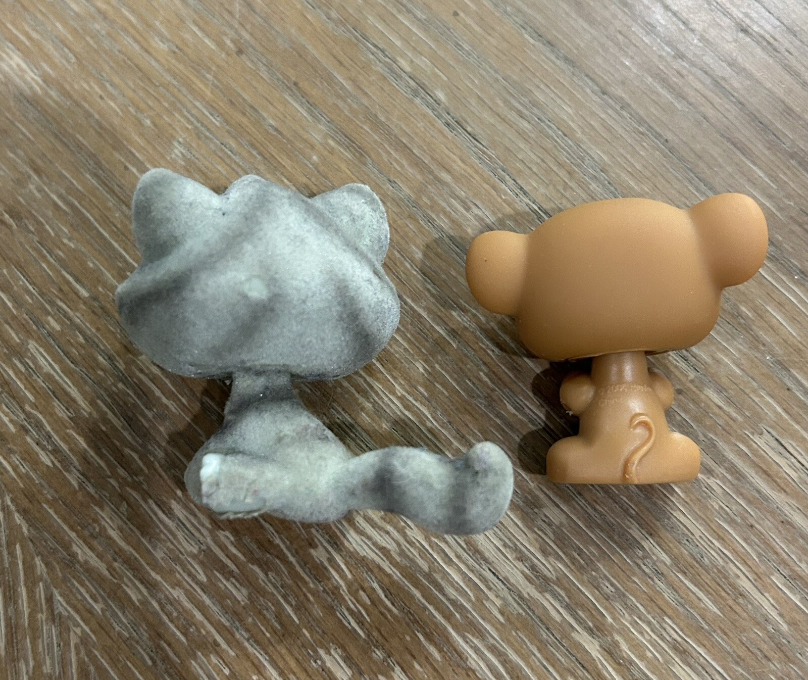 Authentic Littlest Pet Shop LPS Cat Kitten 323 Mouse 324 Fuzzy Grey ...