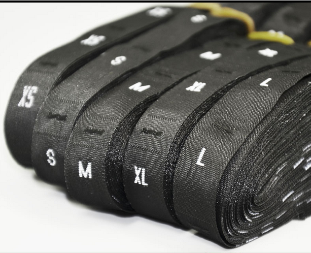 1 roll (500PCS)White Black Woven Clothing Garment Size Labels Tabs XS ...