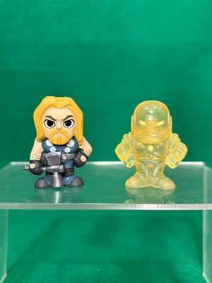 Funko Marvel Battleworld Series 1 - Iron Man (Infinity) & Ultimate Thor ...