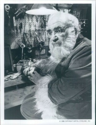 1986 Press Photo Ed Asner as Con Man Santa Claus The Christmas Star | eBay