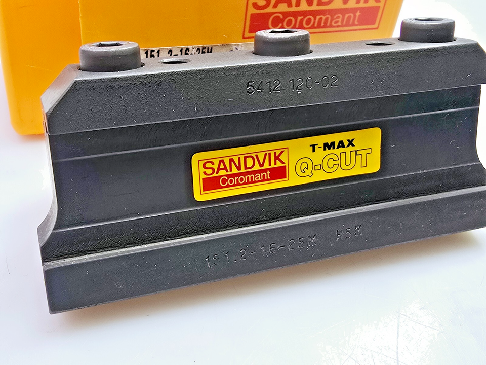 Sandvik Coromant 151.2-16-25M Indexable Cut-Off Blade Tool Holder Block ...