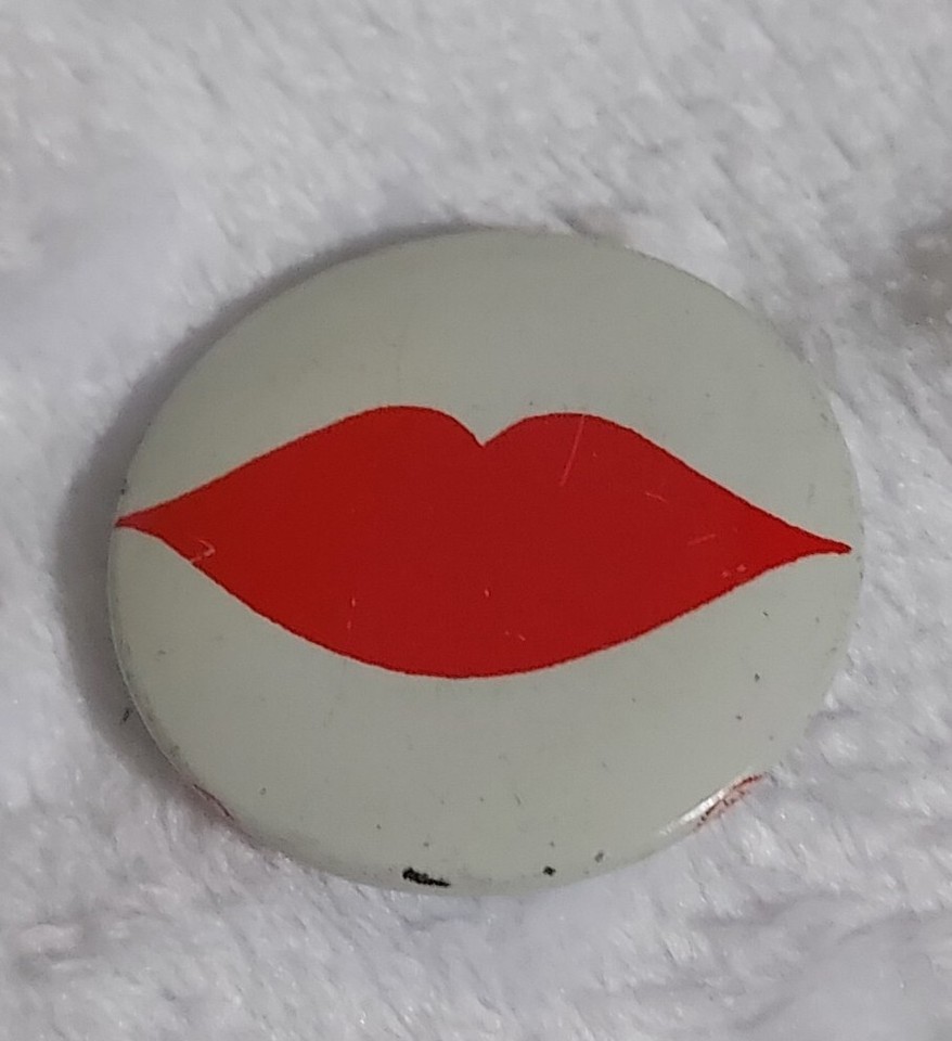 Vintage Red Lips Pinback Kiss Hot Lip Pucker Lapel Pin Love White ...