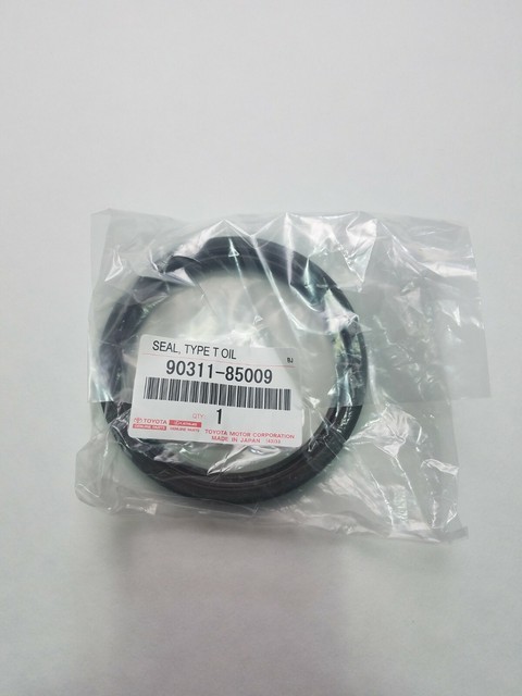 9031185009 Genuine Toyota Seal Engine Rear Oil 90311-85009 for sale ...