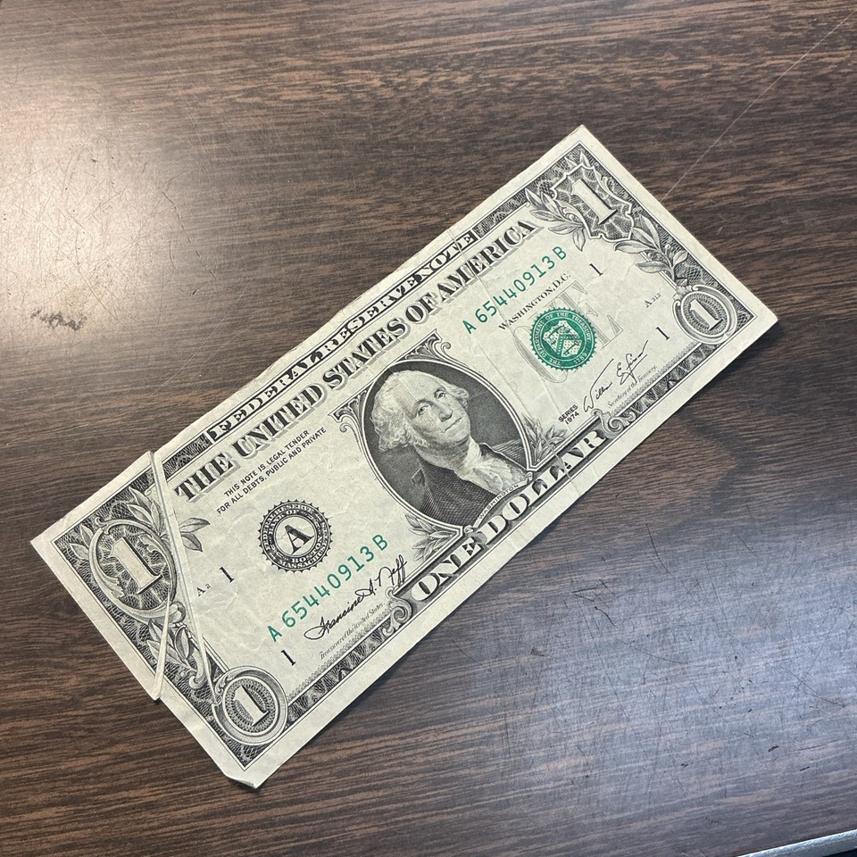 MULTIPLE GUTTER FOLD AND MISALIGNED DOUBLE ERROR 1974 $1 FEDERAL ...