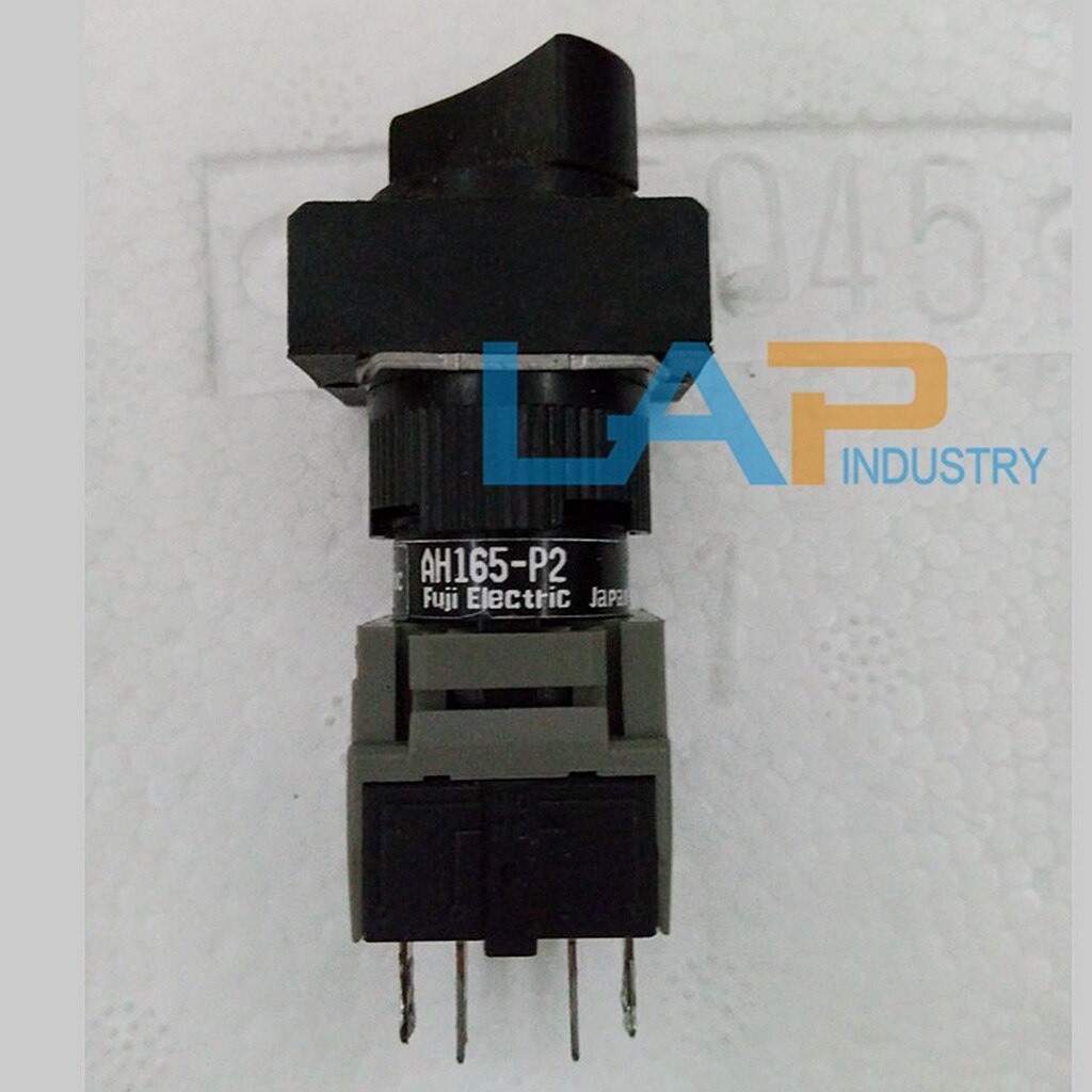 1pcs New Fuji Electric AH165-P2B11 (AH165-SP2) Black Switch push button ...