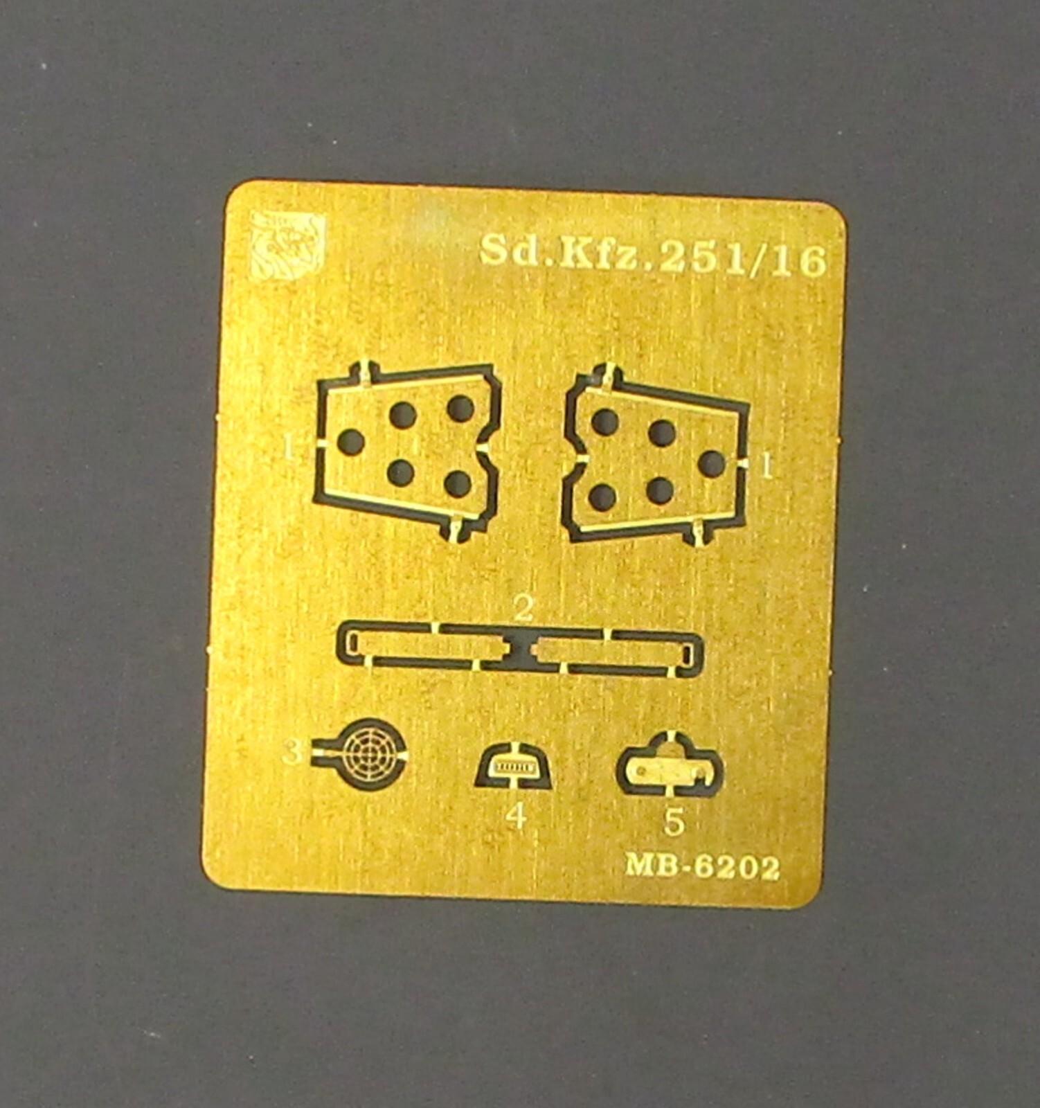 Dragon 1/35th Scale Sd.Kfz. 251/16 Ausf. C - PE Parts MB from Kit No ...