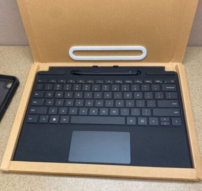 Microsoft Surface Pro 8 Signature Keyboard with Slim Pen 2 Black 8X8 ...