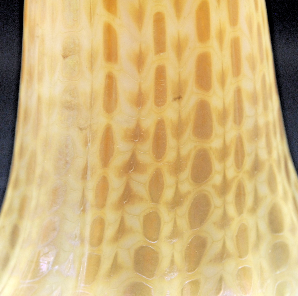 EARLY 1900's QUEZAL STEUBEN GOLD IRIDESCENT ZIPPER ART GLASS GAS LAMP ...