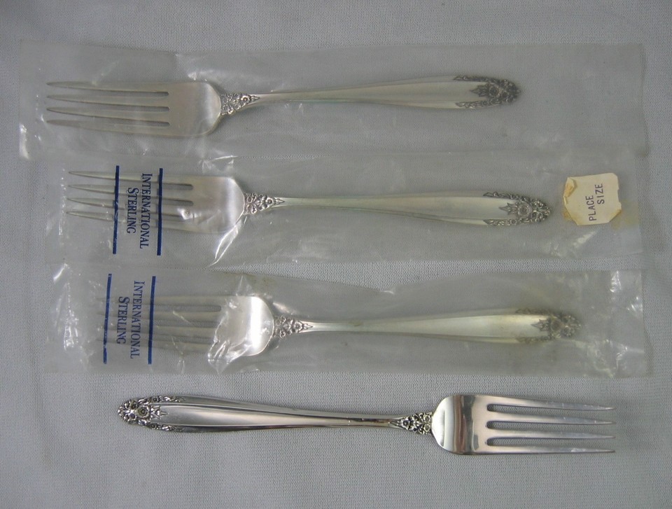 Lot of 4 INTERNATIONAL STERLING SILVER - PRELUDE PATTERN - DINNER FORKS ...