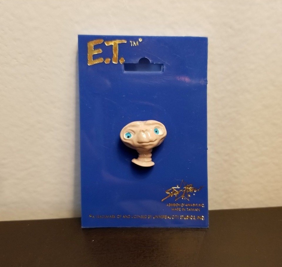 Vintage E.T. Pin in Original Packaging - 1982 | eBay