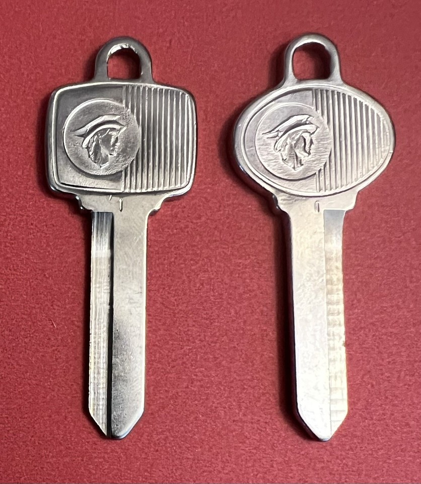 SET ORIGINAL OEM LINCOLN MERCURY MESSENGER KEY BLANKS H33 H32 H51 H50 ...