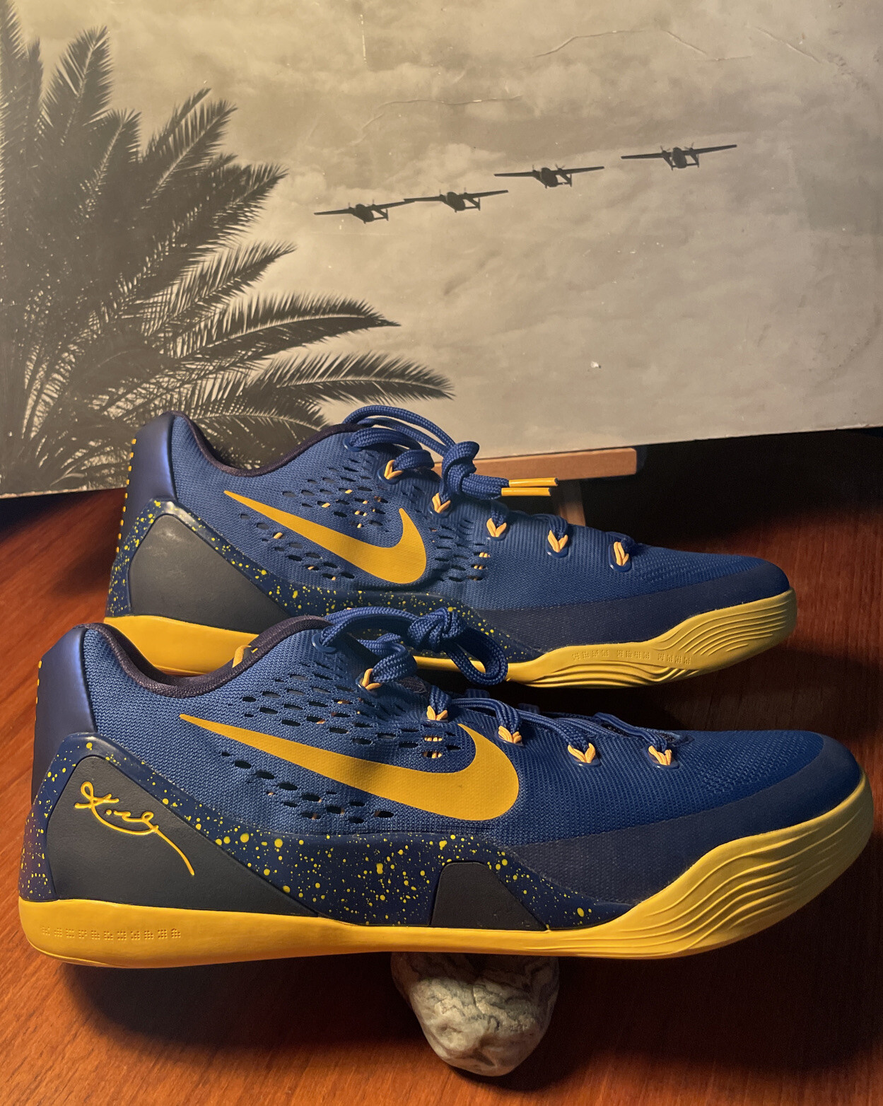 Kobe 9 Blue And Gold