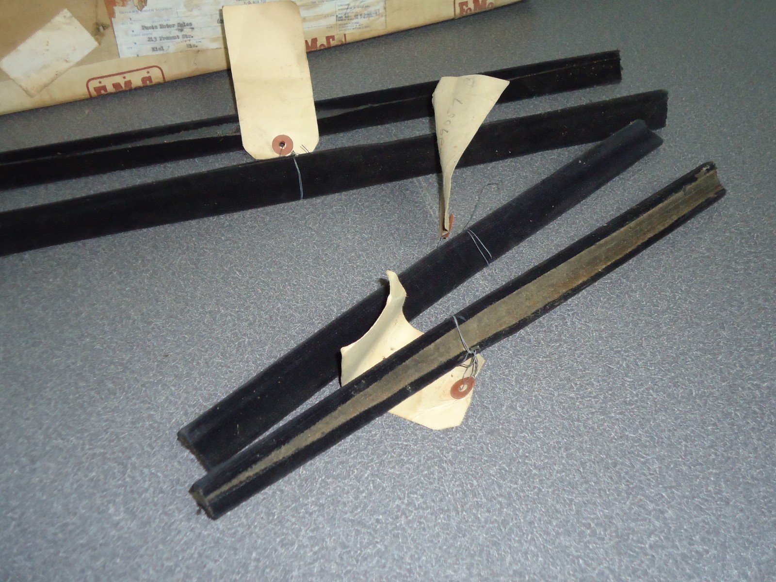 New NOS OEM Fomoco Window Felt Weatherstrip 1948 Ford Lot of (4) Pieces ...