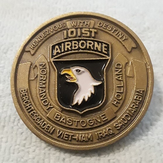AUTHENTIC 101st AIRBORNE DIVISION AIR ASSAULT OLD and RARE CHALLENGE ...