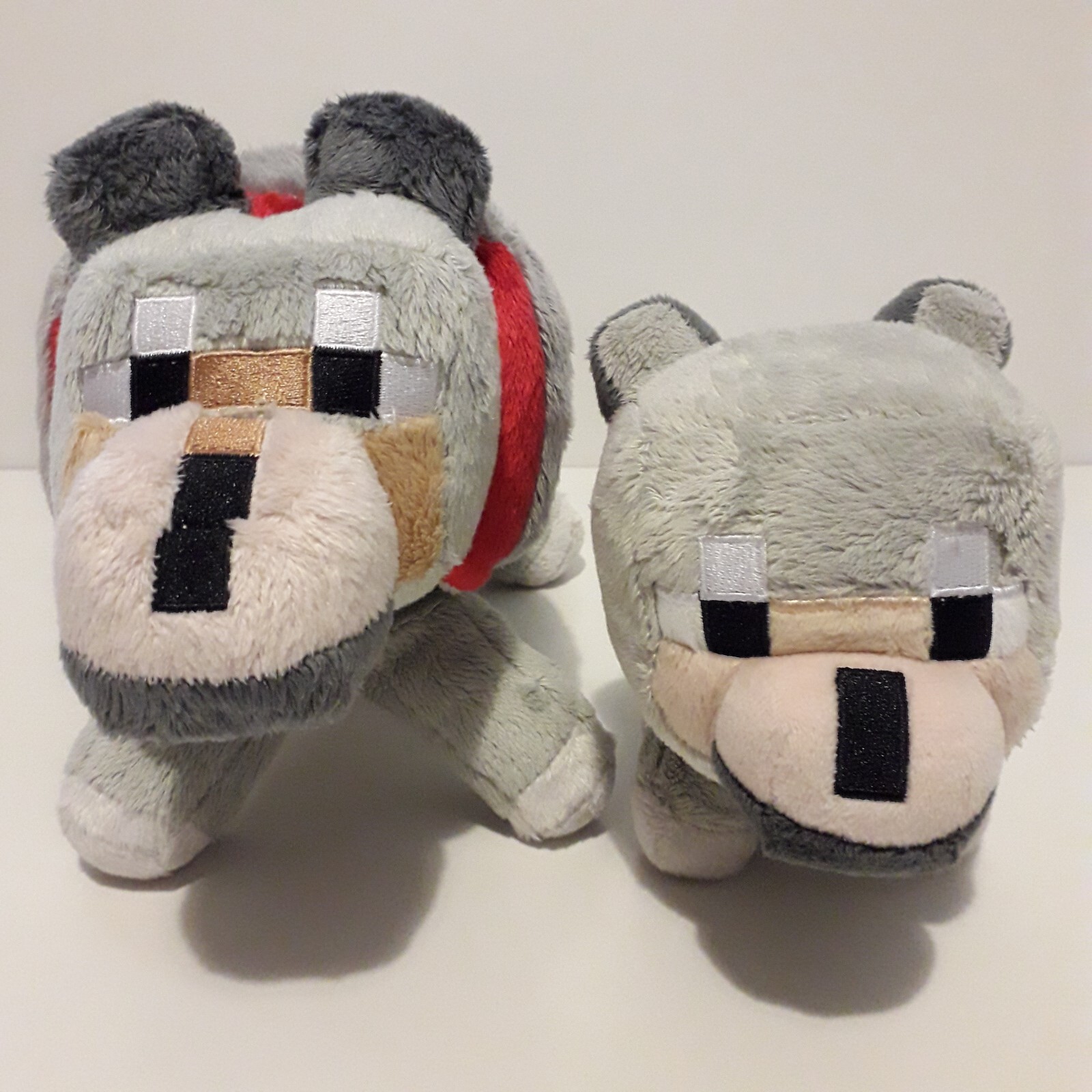 Minecraft Grey Wolf + Wolf Cub Plush Official Mojang Jinx Soft Toy Dog ...
