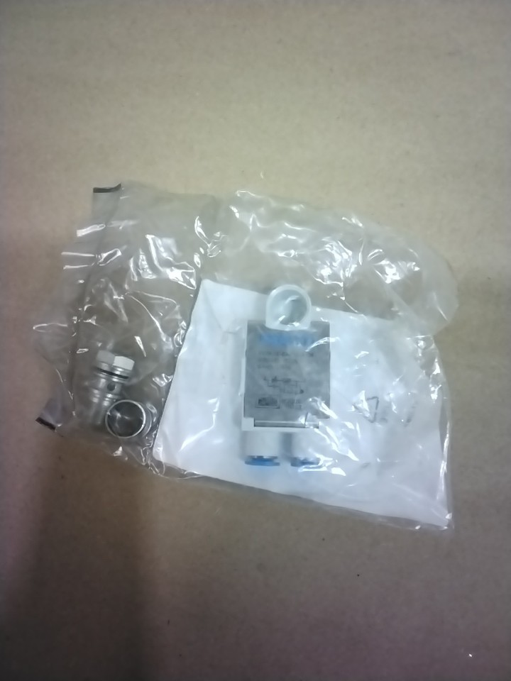 FESTO VFOF-LE-BAH-G18-Q6 One-way Flow Control Valve 8001459 | eBay