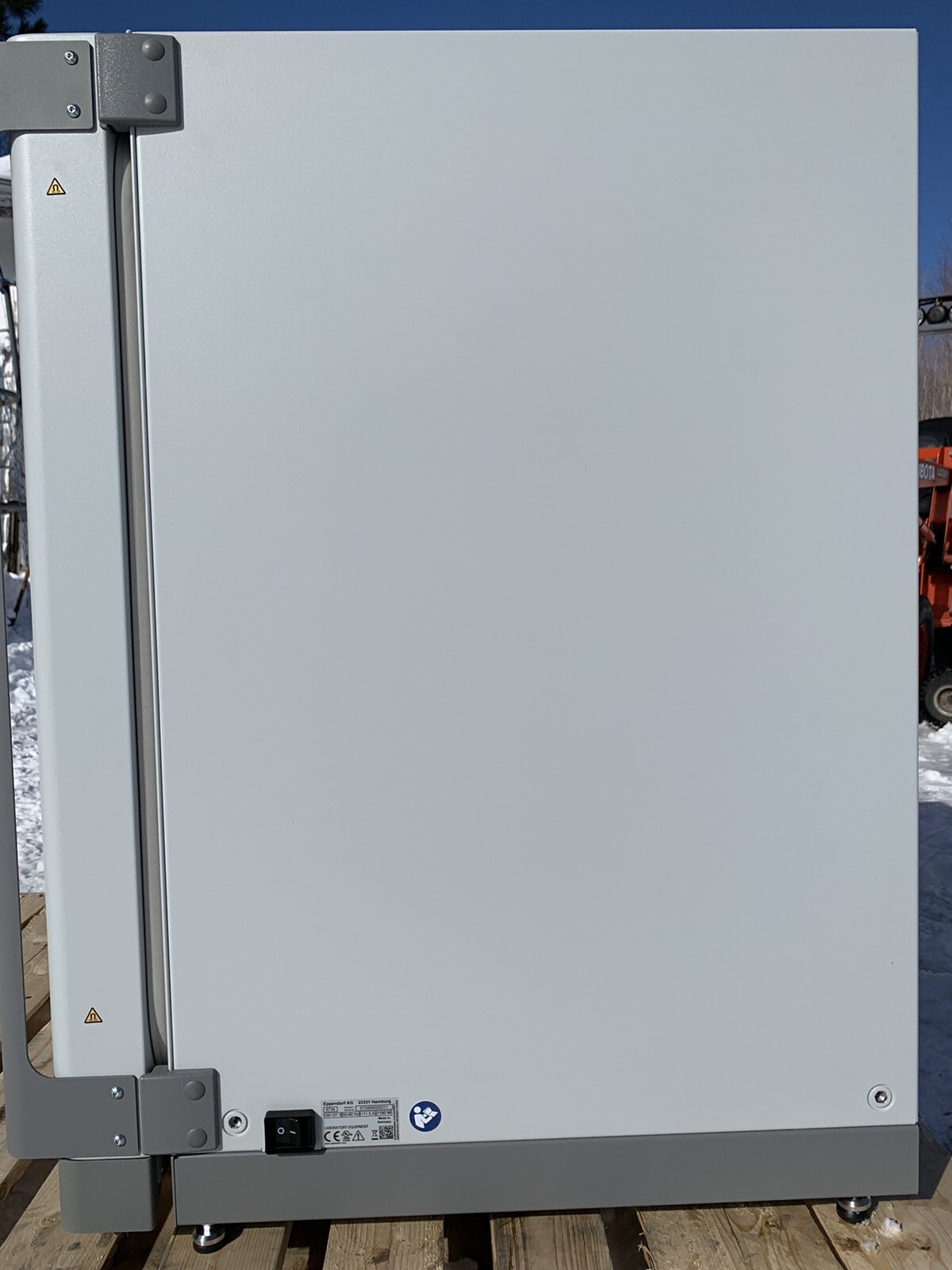 Eppendorf cellxpret C170 non segmented cell culture incubator And ...